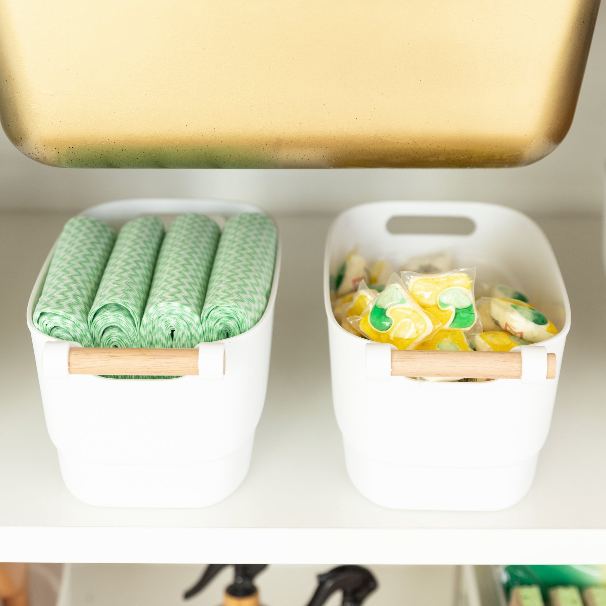 White Storage Tub with Wooden Handle Small – Little Label Co
